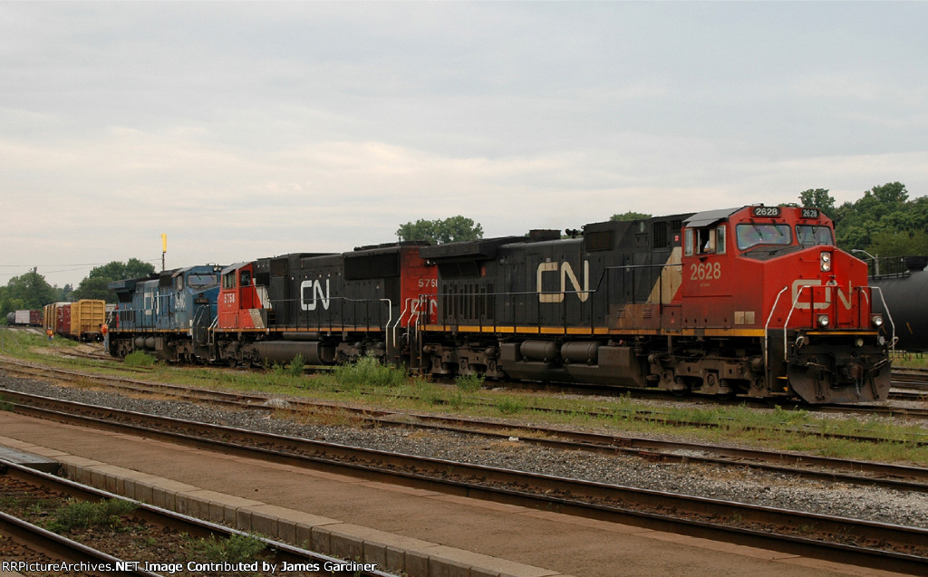 CN 370